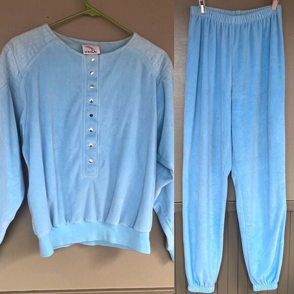 TIGA | Pants & Jumpsuits | Vintage Baby Blue Tigq2 Pc Velour Tracksuit ...